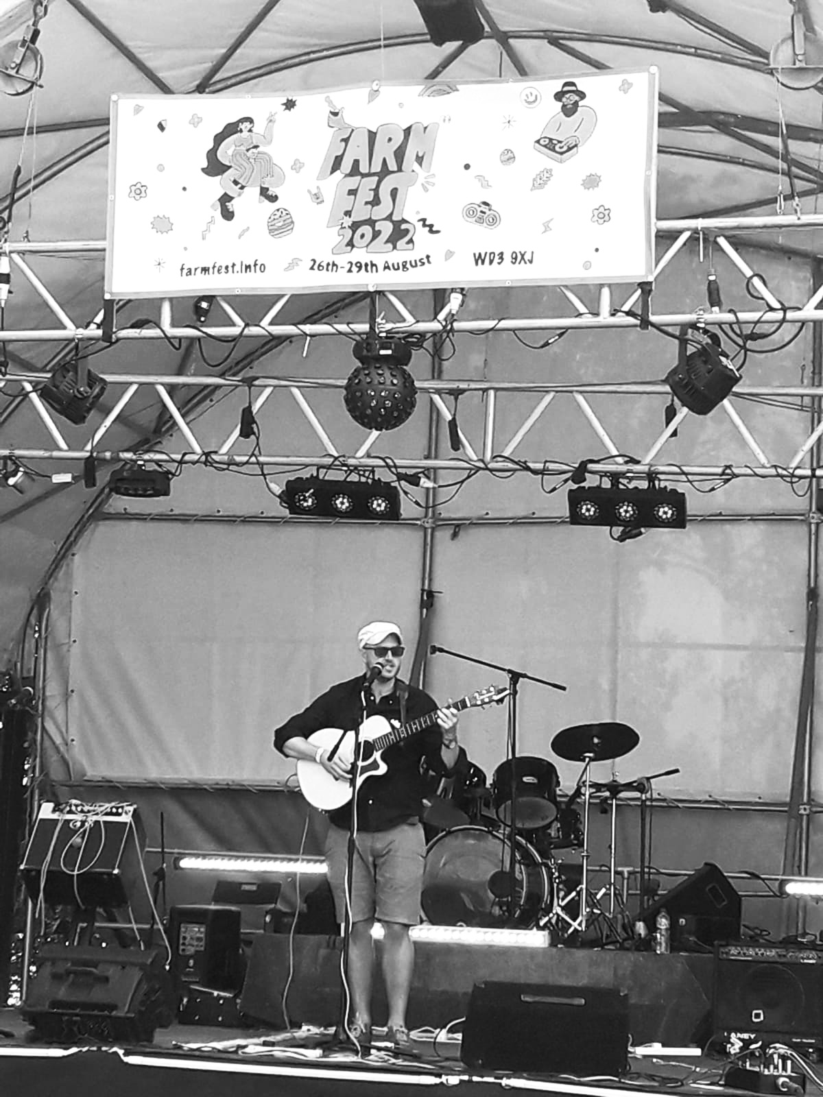 About – Matt Davis Guitar